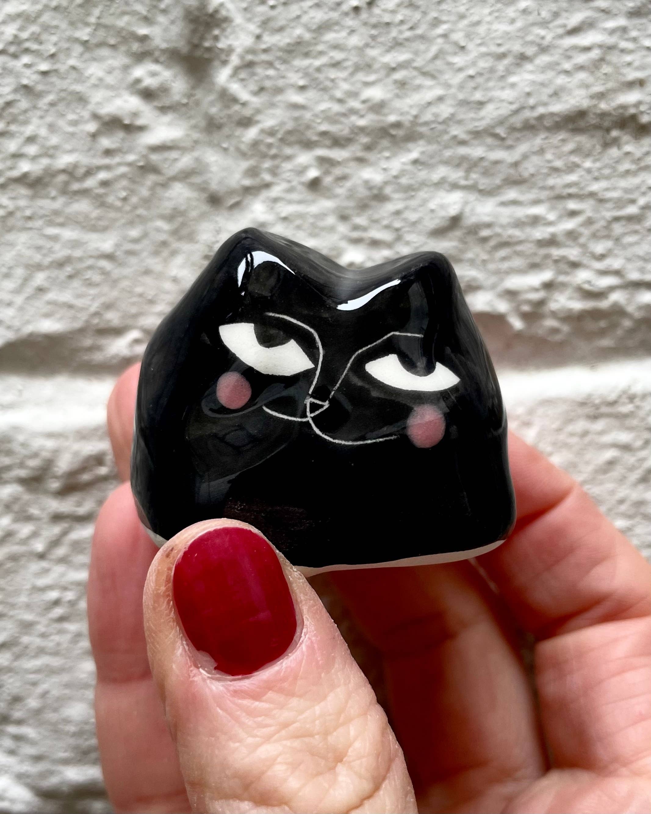 Ceramic reverse cat figurine medium | Laughing Dog Brighton